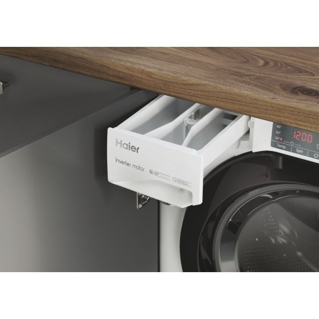 Series 4 HWDQ90B416FWB | Washer dryers | Haier